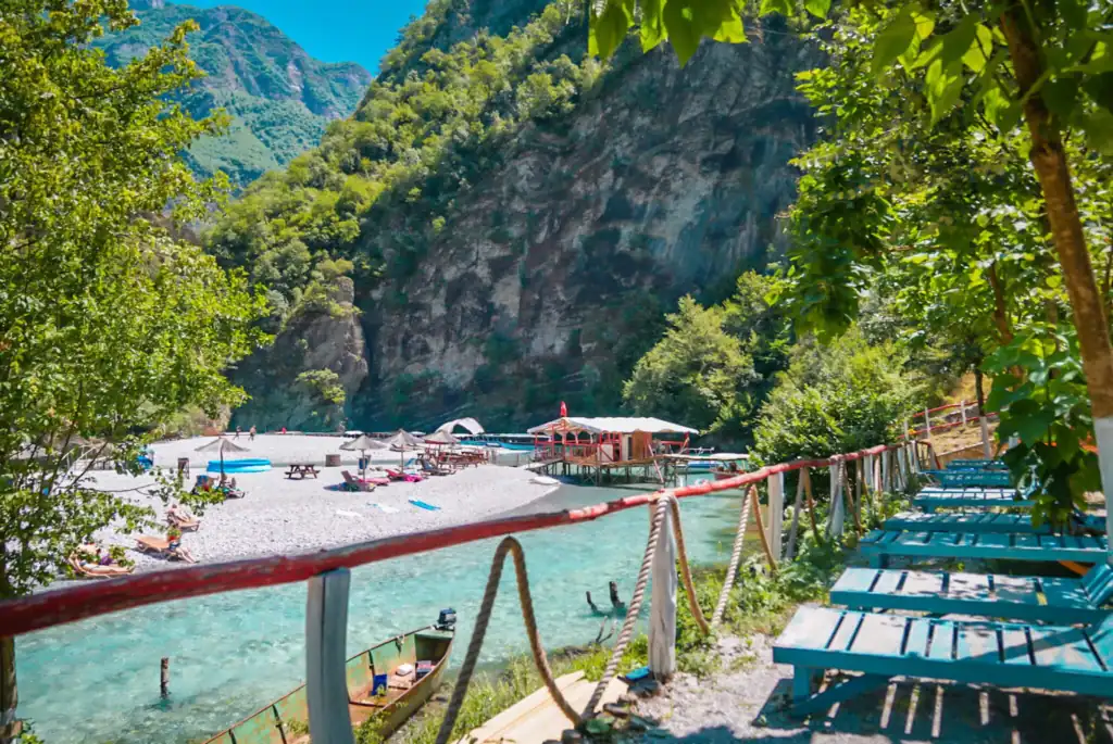 Koman Stausee - Mit der Fähre über den Liqeni i Komanit